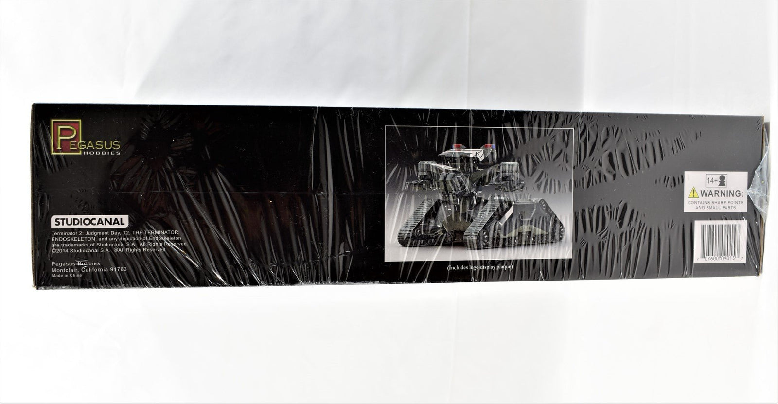 Pegasus Hobbies Terminator 2 Hunter Killer Tank T2 1:32 Scale